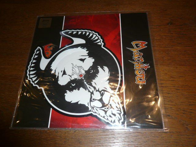 VENOM Manitou SHAPE PICTURE DISC - EU 2019 - RSD (Neu und ...