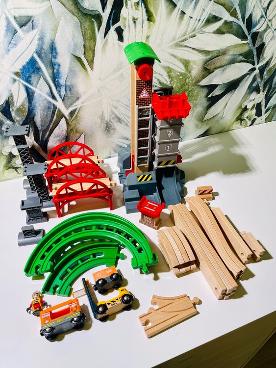 BRIO World Lift & Load Warehouse Set 33887 (Gebraucht) in Aettenschwil ...