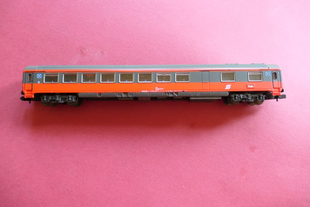 Roco ÖBB Eurofima-Speisewagen rot/grau (Gebraucht) in Höfen b. Thun für CHF 15.2 – mit Lieferung ...