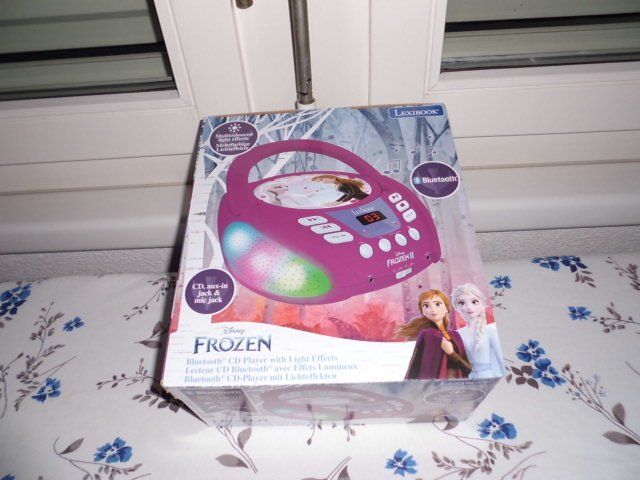 FROZEN CD PLAYER (Neu und originalverpackt) in Möhlin für CHF 25 – mit ...