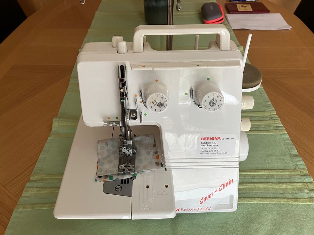 BERNINA FunLock 009DCC, Overlock Nähmaschine (Gebraucht) in ...