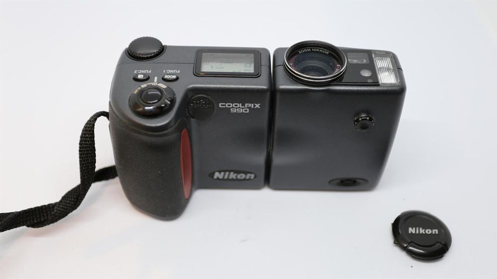 NIKON Coolpix 990 (Gebraucht) in Choulex für CHF 73 – mit Lieferung auf ...