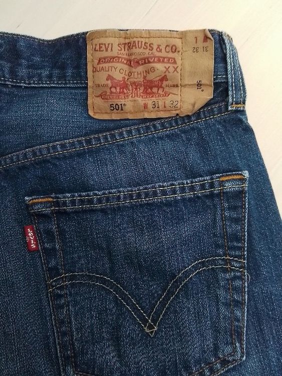 LEVI STRAUSS JEANS (Gebraucht) in Dottikon für CHF 30 – mit Lieferung auf Ricardo kaufen