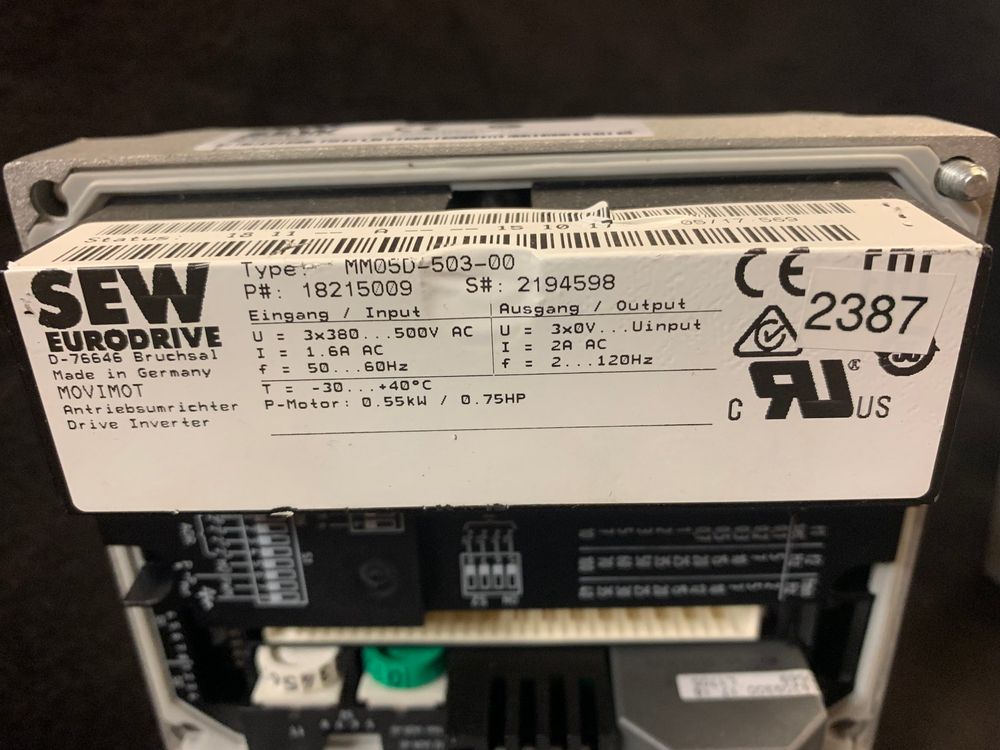 Sew Eurodrive Antriebsumrichter MM05D-503-00 drive inverter (Neu ...