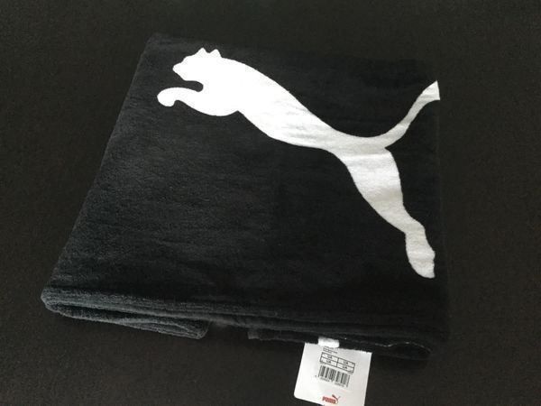 PUMA Handtuch Towel 140 x 70cm Fabrikneu (Neu und originalverpackt) in ...