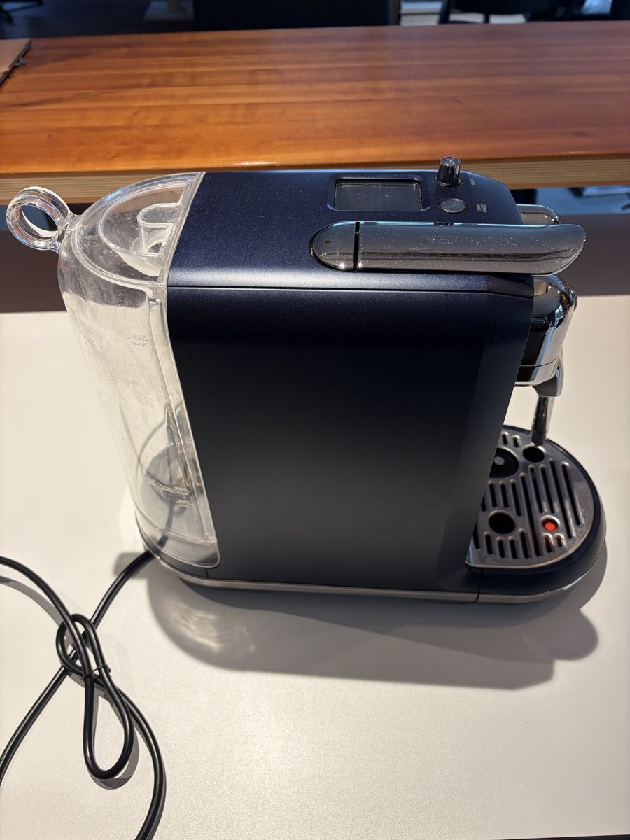 Nespresso Kapselmaschine Creatista Plus blue (D'occasion) à Pratteln ...