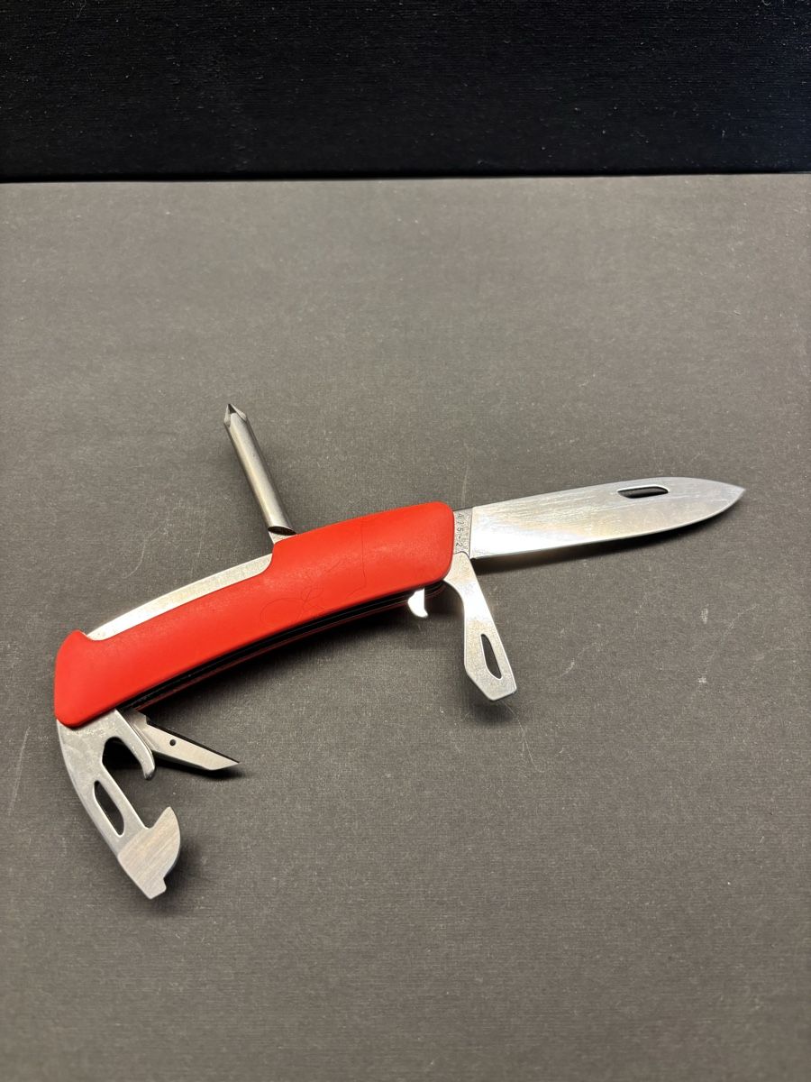 Swiza TT03 Tick Tool rotes Sackmesser (Gebraucht) in Stettfurt für CHF ...