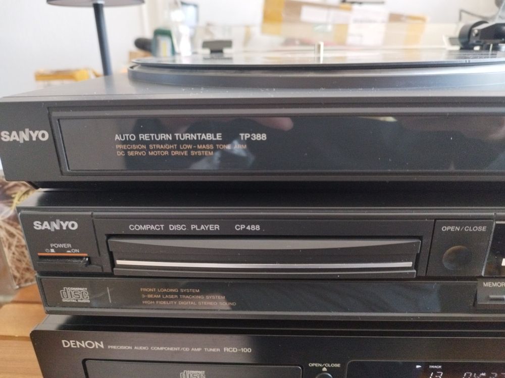 Sanyo CP488 Lecteur CD et platine vinyle TP388 (Gebraucht) in Vallorbe ...
