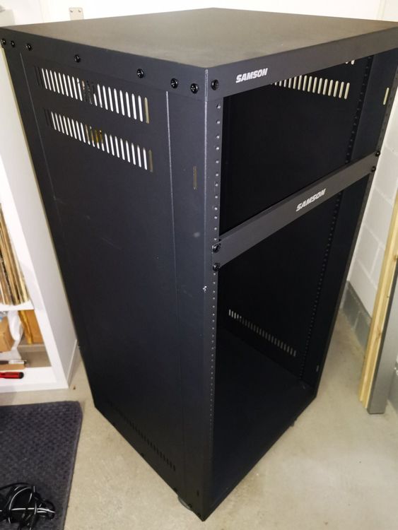 Rollrack Samson SRK21 Rackmount Case 21U (Gebraucht) in Basel für CHF ...