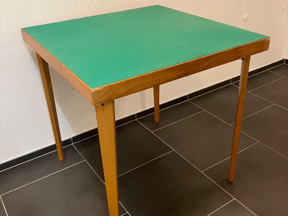 Spieltisch (klappbar) | Kaufen auf Ricardo