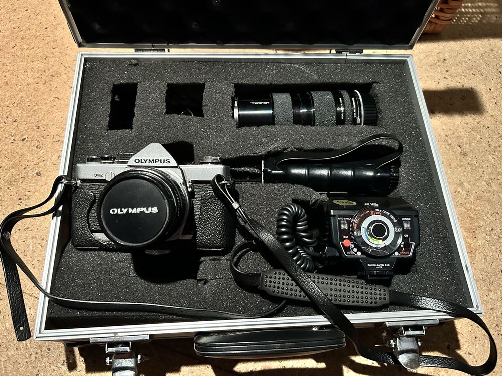 Olympus OM-2 Camera Set, Flash, Lens, Case, Tripod (Gebraucht) in ...