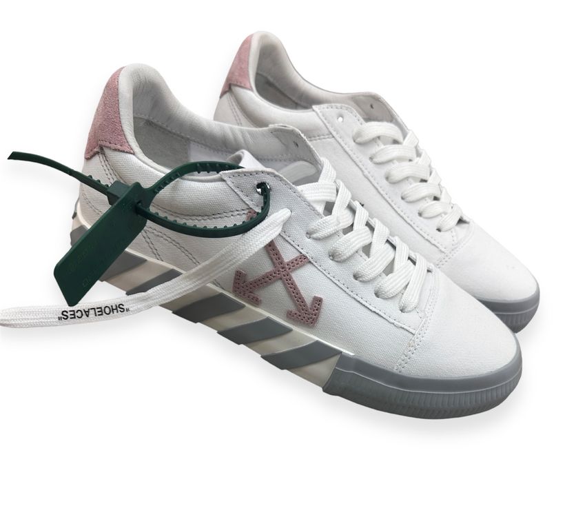 Off white Sneakers (Neu und originalverpackt) in Lachen SZ für CHF 199 ...