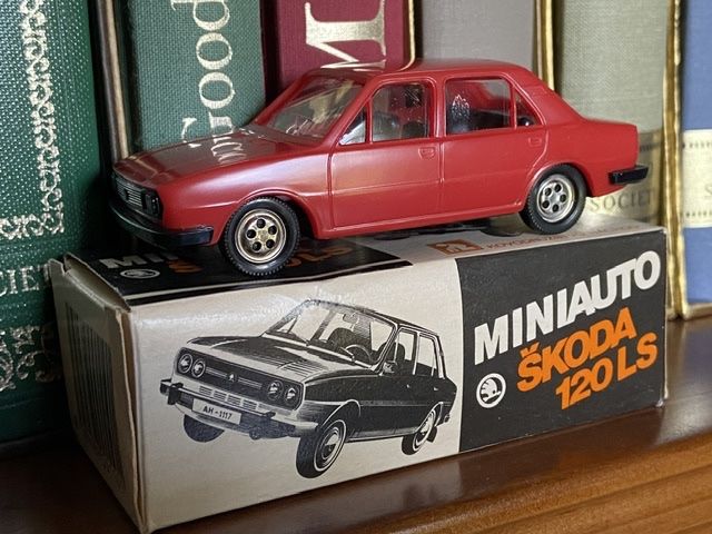 Modellauto Skoda 120 LS - 1/43 KDN - Made in CSSR - NEU OVP (Neu und originalverpackt) in ...