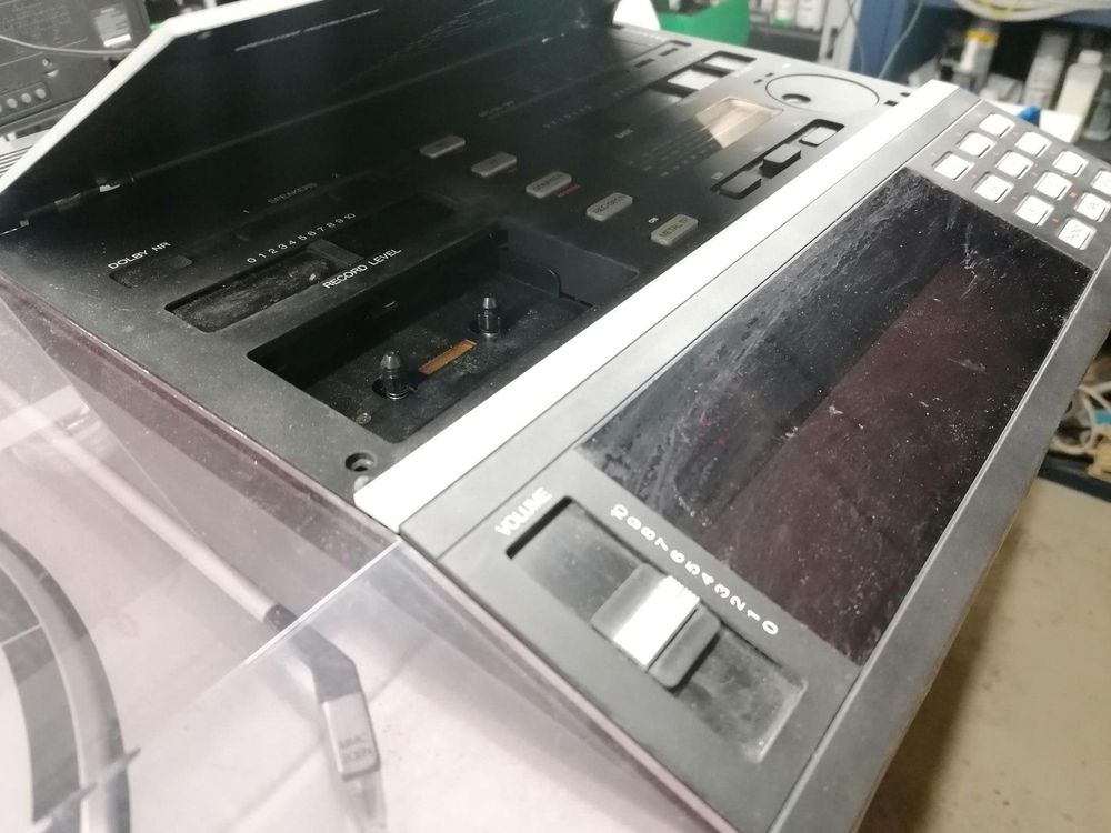 bang olufsen beocenter 7002 (Defekt) in für CHF 100 – mit Lieferung auf ...