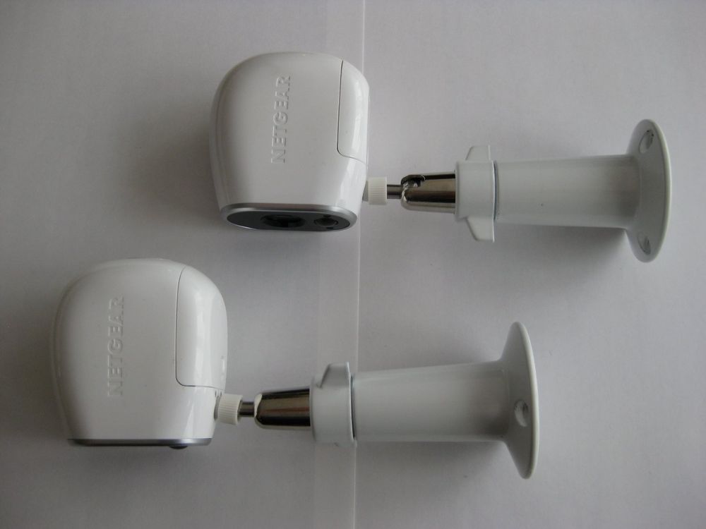 Netgear VMC3030 Netzwerkkamera 2 Stück ab 1 Fr. (Defekt) in ...