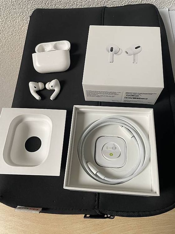Airpods Pro (1. Generation) (Defekt) in Längenbühl für CHF 35 – mit ...