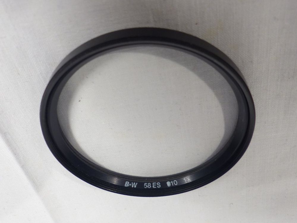 9 Filter und eine Nahlinse (Gebraucht) in Zürich für CHF 10 – mit ...