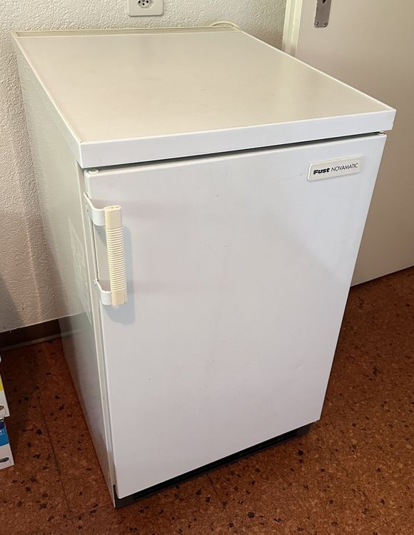 Tiefkühlschrank Novamatic TF 131-IB (Gebraucht) in Bremgarten b. Bern ...