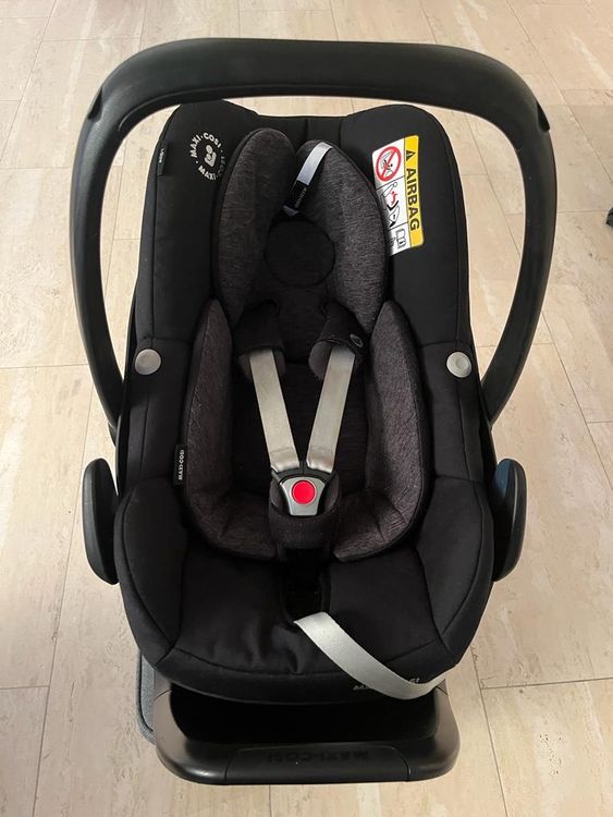 Maxi Cosi Pebble Pro iSize + Family Fix - neuwertig | Kaufen auf Ricardo