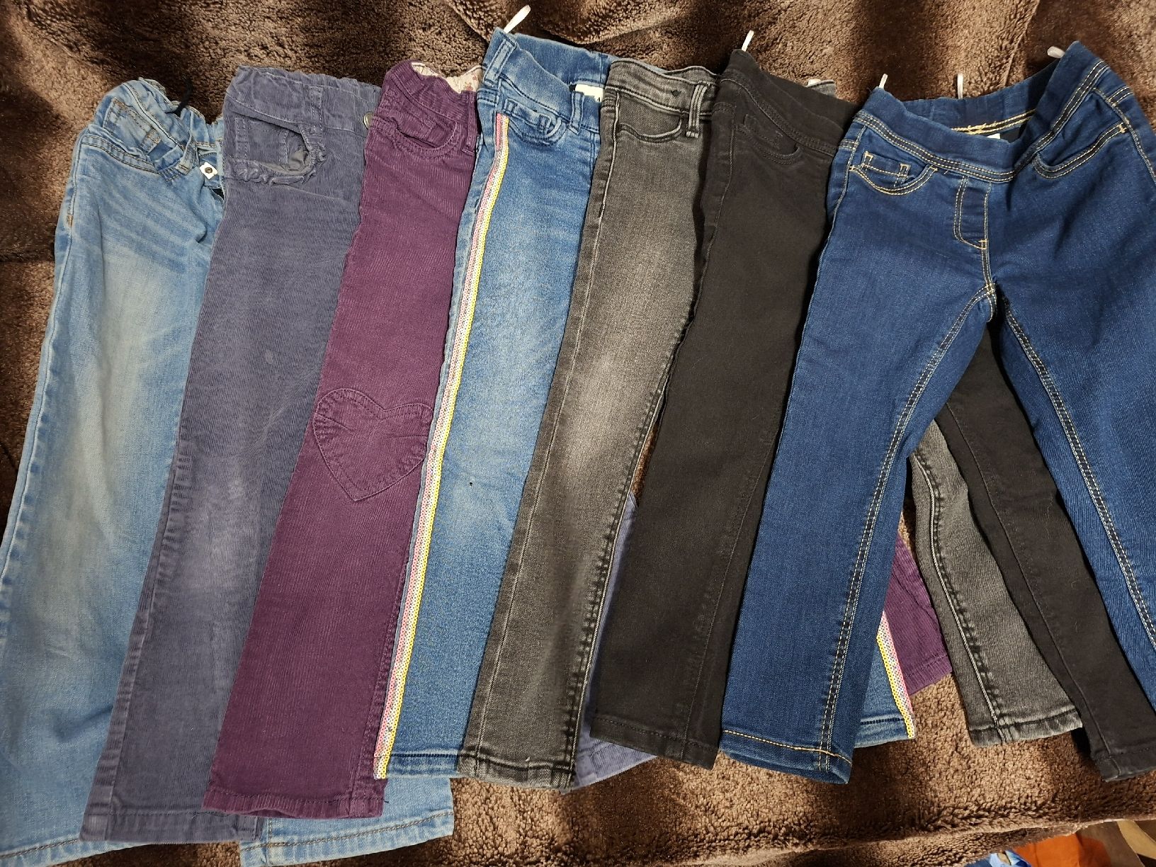 Gr 110 7 fach Jeans Packet für Mädchen, C&A, H&M, Migros (Gebraucht) in ...