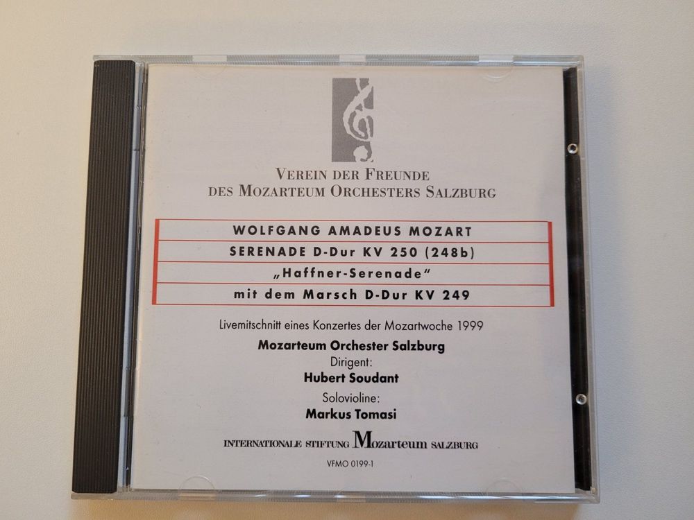 Mozart Haffner-Serenade mit dem Marsch D-Dur F15 (Gebraucht) in Sessa für CHF 1 – mit Lieferung ...