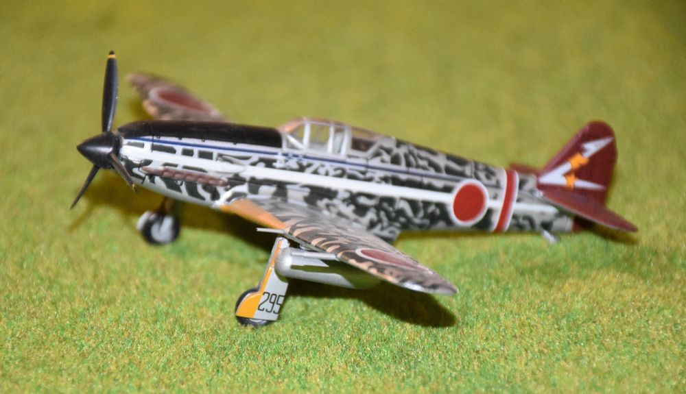3 avions/Flugzeuge WW2. Métal, 1/72. Tony, Zéro et P-40. | Kaufen auf Ricardo