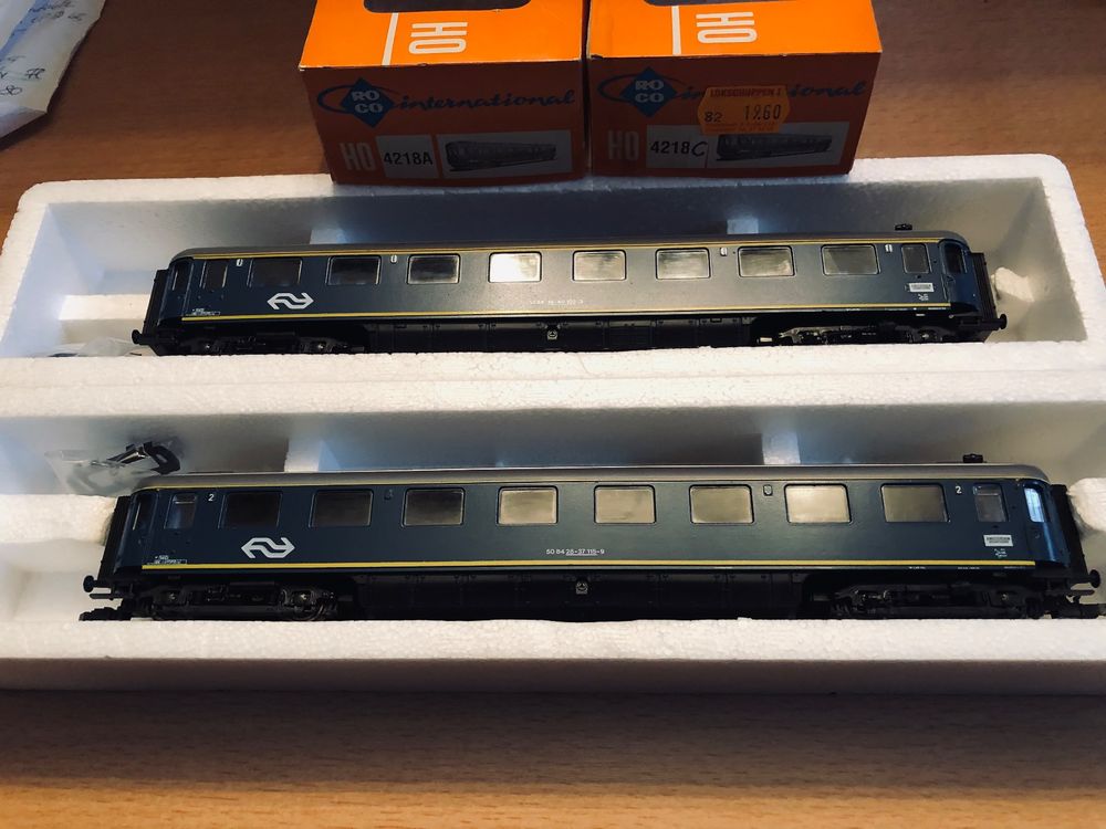 Roco 2 Personenwagen der niederländischen NS 4218 A und C (Gebraucht ...