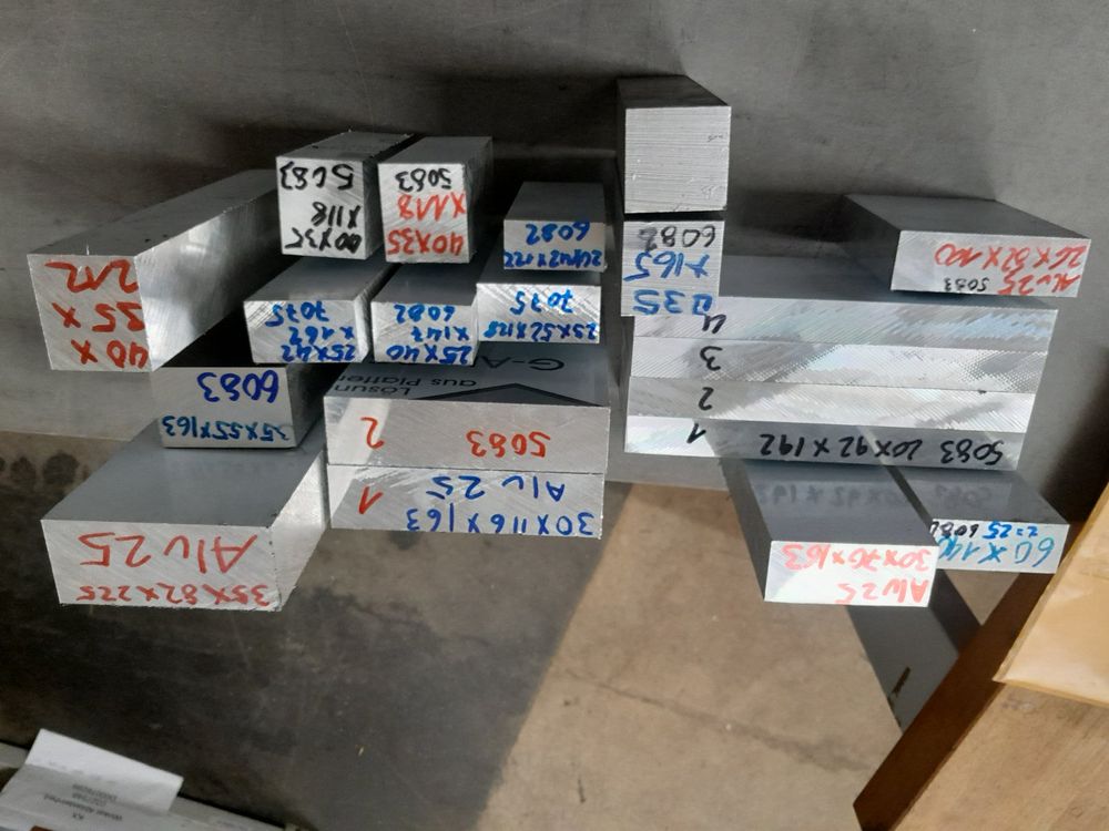 Aluminium Rohmaterial Diverse grössen (Neu (gemäss Beschreibung)) in ...
