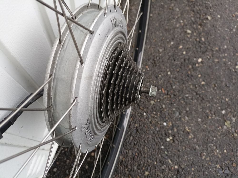 BionX Motor 28 zoll, 25km/h, 250w (Gebraucht) in Einsiedeln für CHF 50 ...