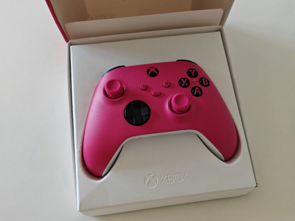 Xbox Wireless Controller - Deep Pink (Neu (gemäss Beschreibung)) in Zürich für CHF 30 – mit ...
