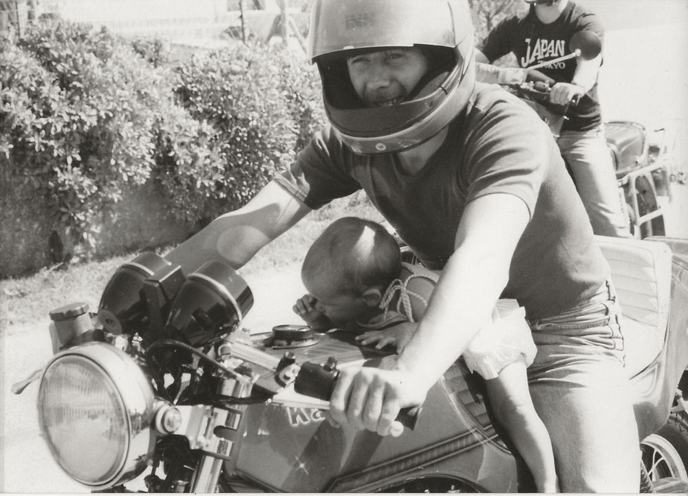 Vater und Kind auf Motorrad, Abbaye | Kaufen auf Ricardo