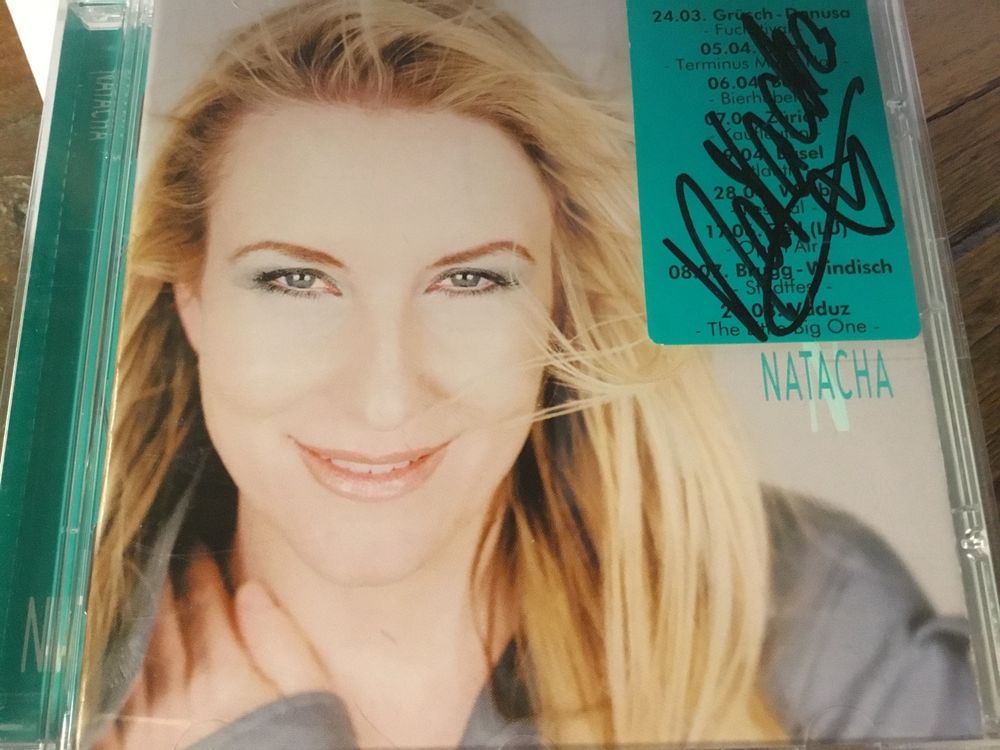 Natacha mit Unterschrift (Gebraucht) in Thierachern für CHF 5 – mit Lieferung auf Ricardo kaufen