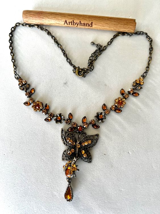 SOMMER COLLIER MIT SCHMETTERLING - STRASS GESCHMÜCKT (Gebraucht) in ...