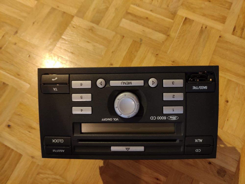 Auto Radio Ford Fiesta (Gebraucht) in Oberhelfenschwil für CHF 10 – nur ...