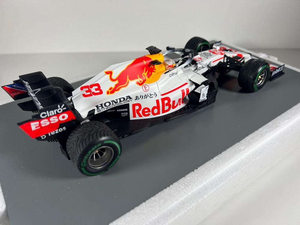 Red Bull Honda RB16B Verstappen Türkei GP 2021 Spark 1/18 (Neu (gemäss ...