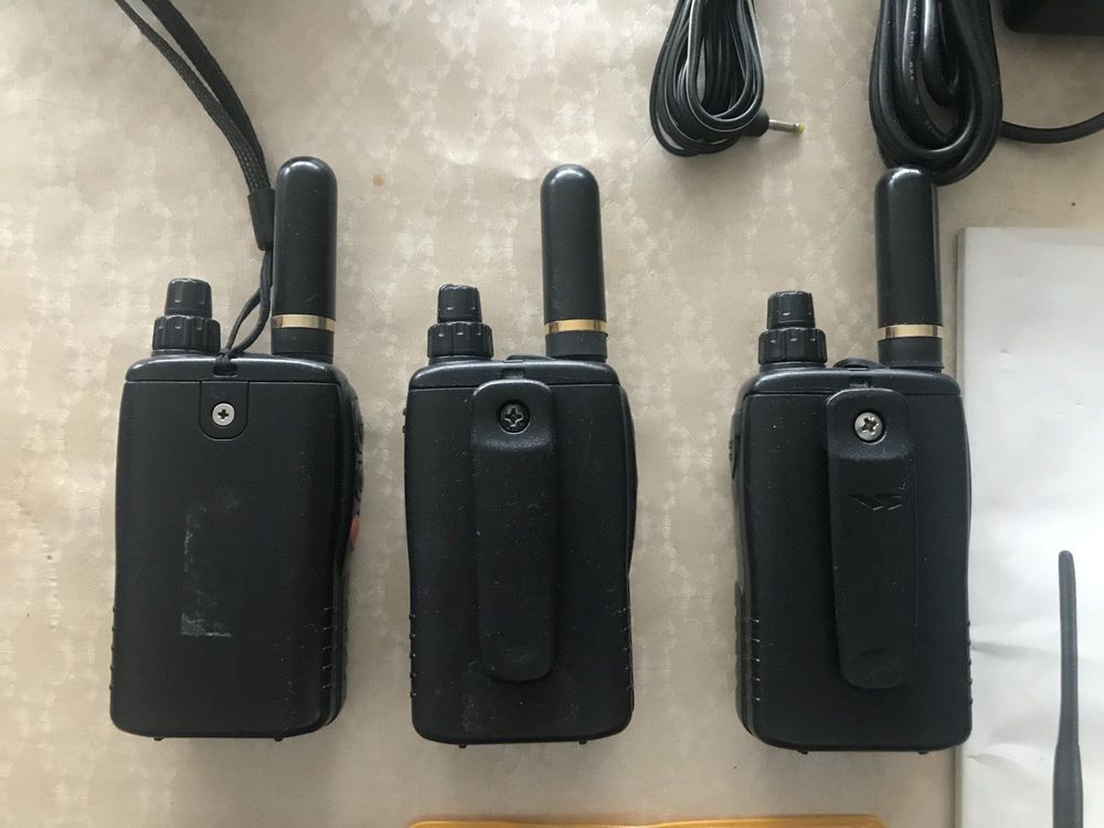 3x Yaesu VX-2R world smallest radio | Kaufen auf Ricardo