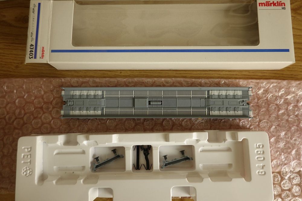 Märklin 47403: Niederflurwagen "HUPAC", Rollende Landstrasse (Gebraucht ...