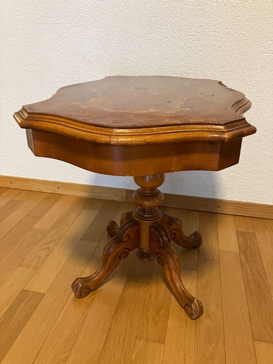 Couchtisch / Salontisch Stil-Louis Philippe mit Furnier (Gebraucht) in ...