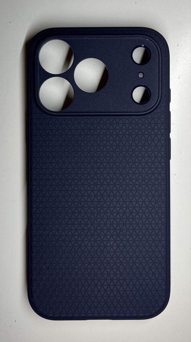 Spigen Liquid Air IPhone 17 Pro Navy blue case (Usato) a Pully per CHF ...
