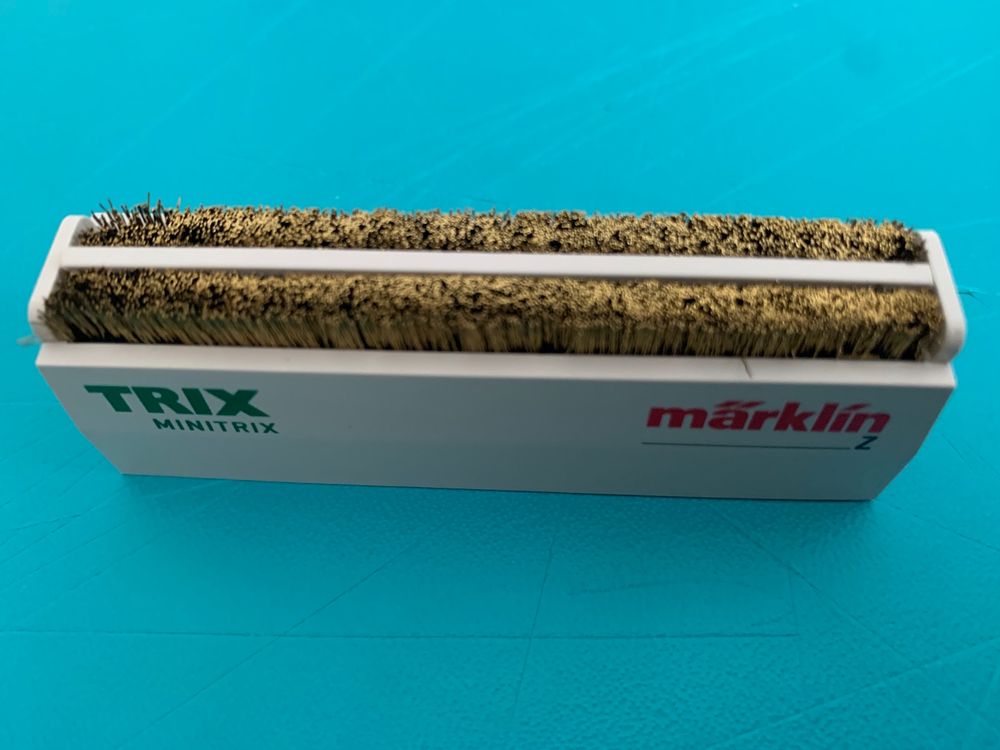 Lokrad-Reinigungsbürste/TRIX /Minitrix-märklin Nr. 66623 (Gebraucht) in ...
