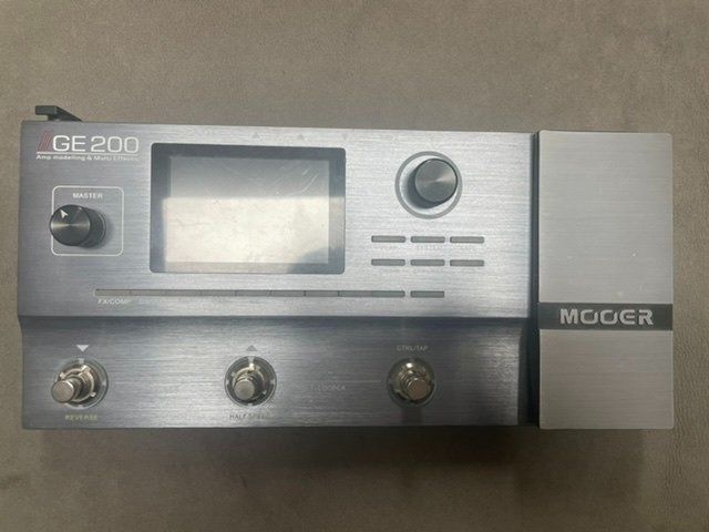 MOOER GE 200 Amp modelling&MultiEffects+power adapter NP 245 | Kaufen ...