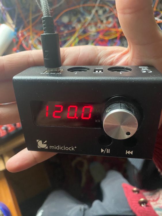 E-rm midi clock | Kaufen auf Ricardo