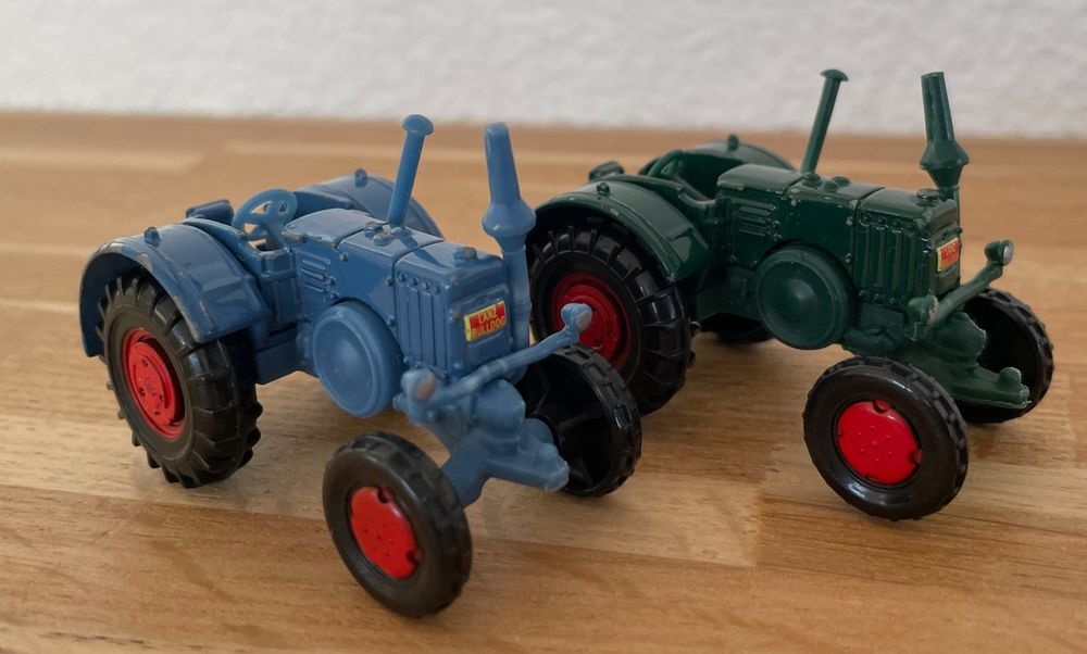 SIKU Traktoren Oldtimer 1:87 2Stk Lanz Bulldog (Gebraucht) in ...