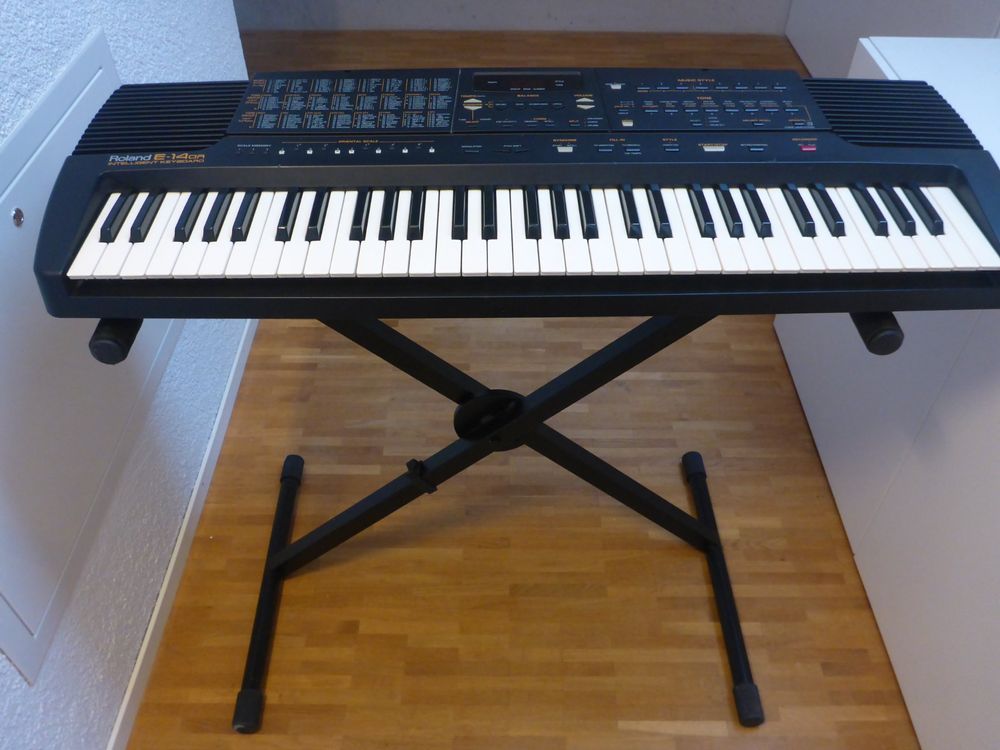 Roland E 14 Intelligent Keyboard (Gebraucht) in Künten für CHF 80 – nur ...