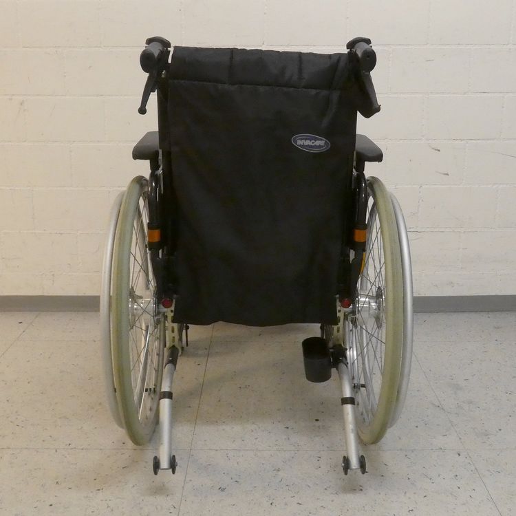 Rollstuhl Invacare SB 41 cm, nur CHF 219 (Gebraucht) in Lengnau für CHF 219 – mit Lieferung auf ...