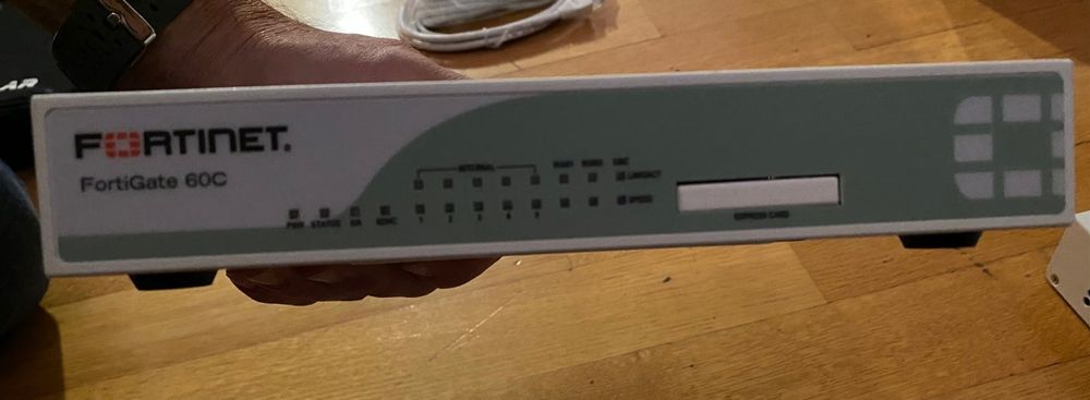 Fortinet FortiGate 60C | Kaufen auf Ricardo