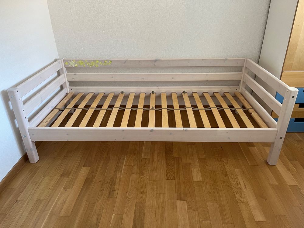 Flexa Bett Classic White inkl. Erhöhung zum Halbhochbett | Kaufen auf ...