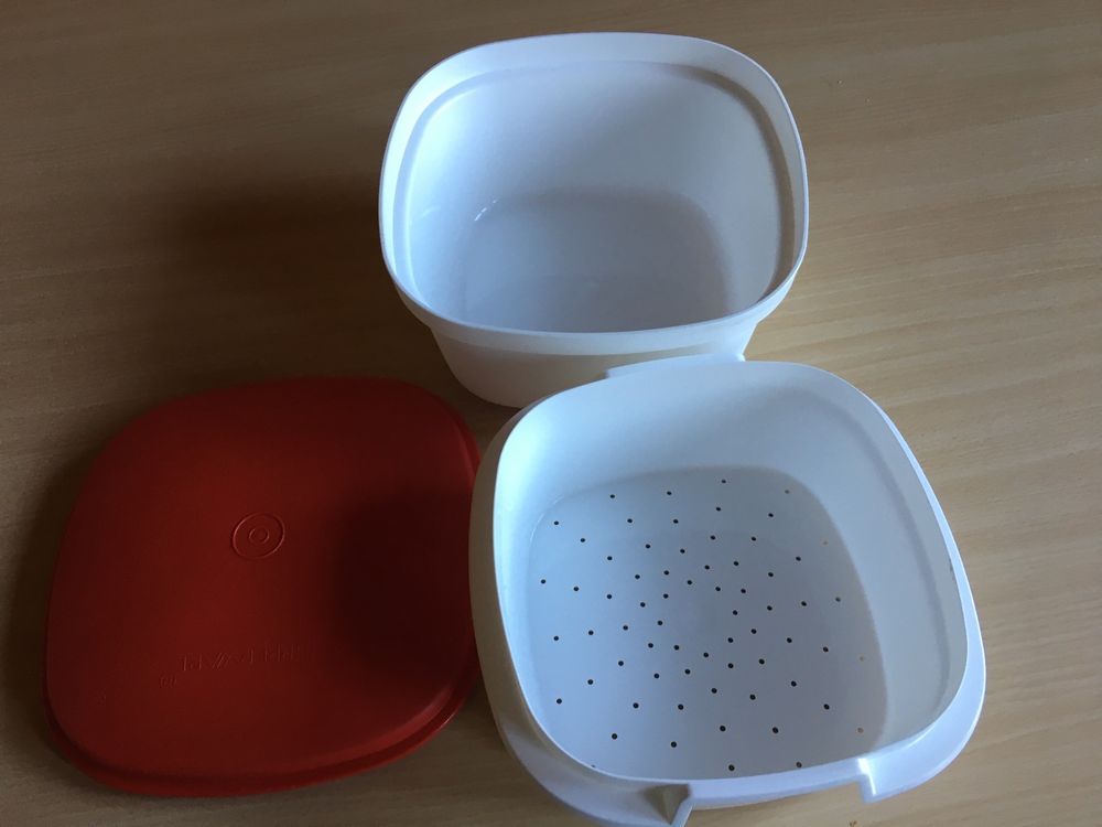 Tupperware Multi Server (Neu (gemäss Beschreibung)) in Sumiswald für ...