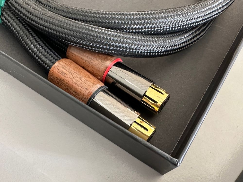 Swisscable Reference SwissMade High-End XLR Kabel Stereopaar (Gebraucht ...