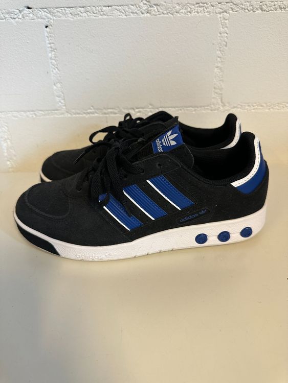 Schuhe / Sneaker von Adidas (43 1/3) | Kaufen auf Ricardo